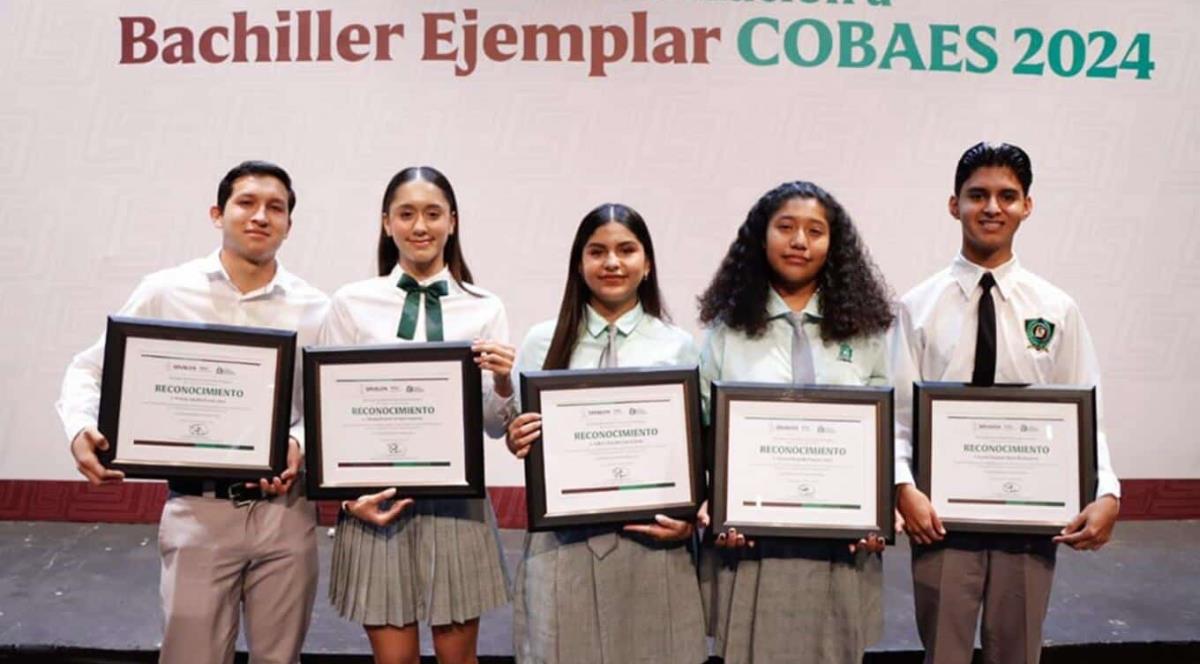 Entregan a 5 estudiantes de Sinaloa el galardón de Bachiller Ejemplar ...
