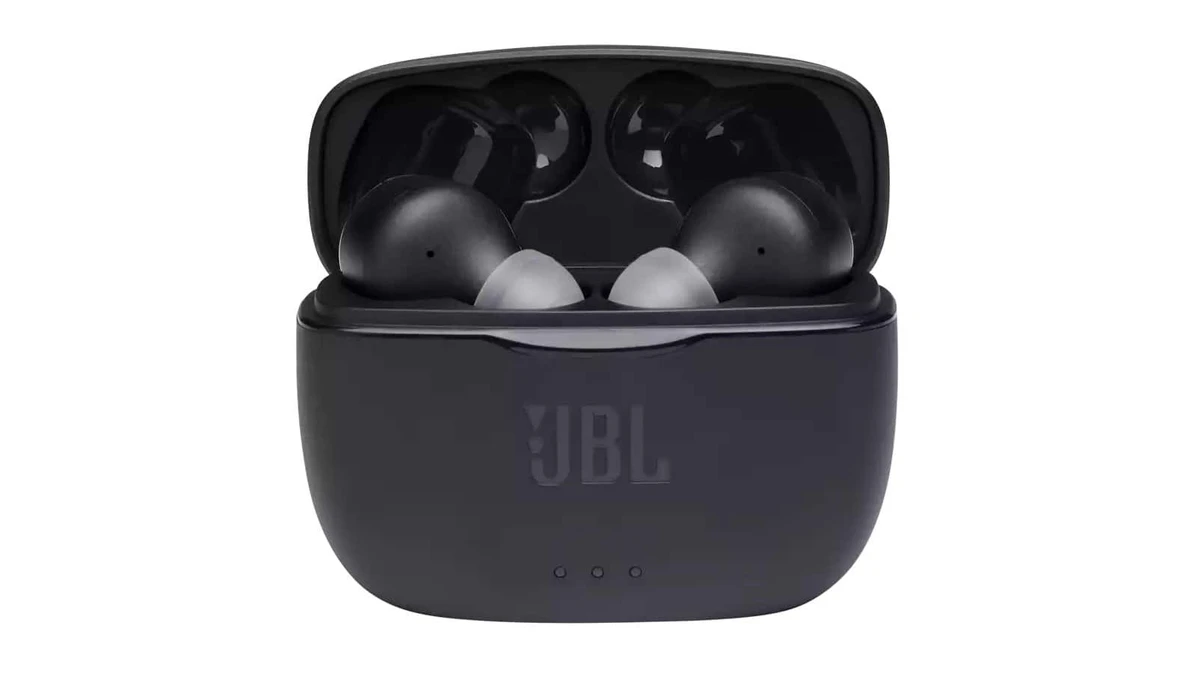 Los auriculares JBL Tune 215 TWS en oferta en Amazon; cuánto cuestan