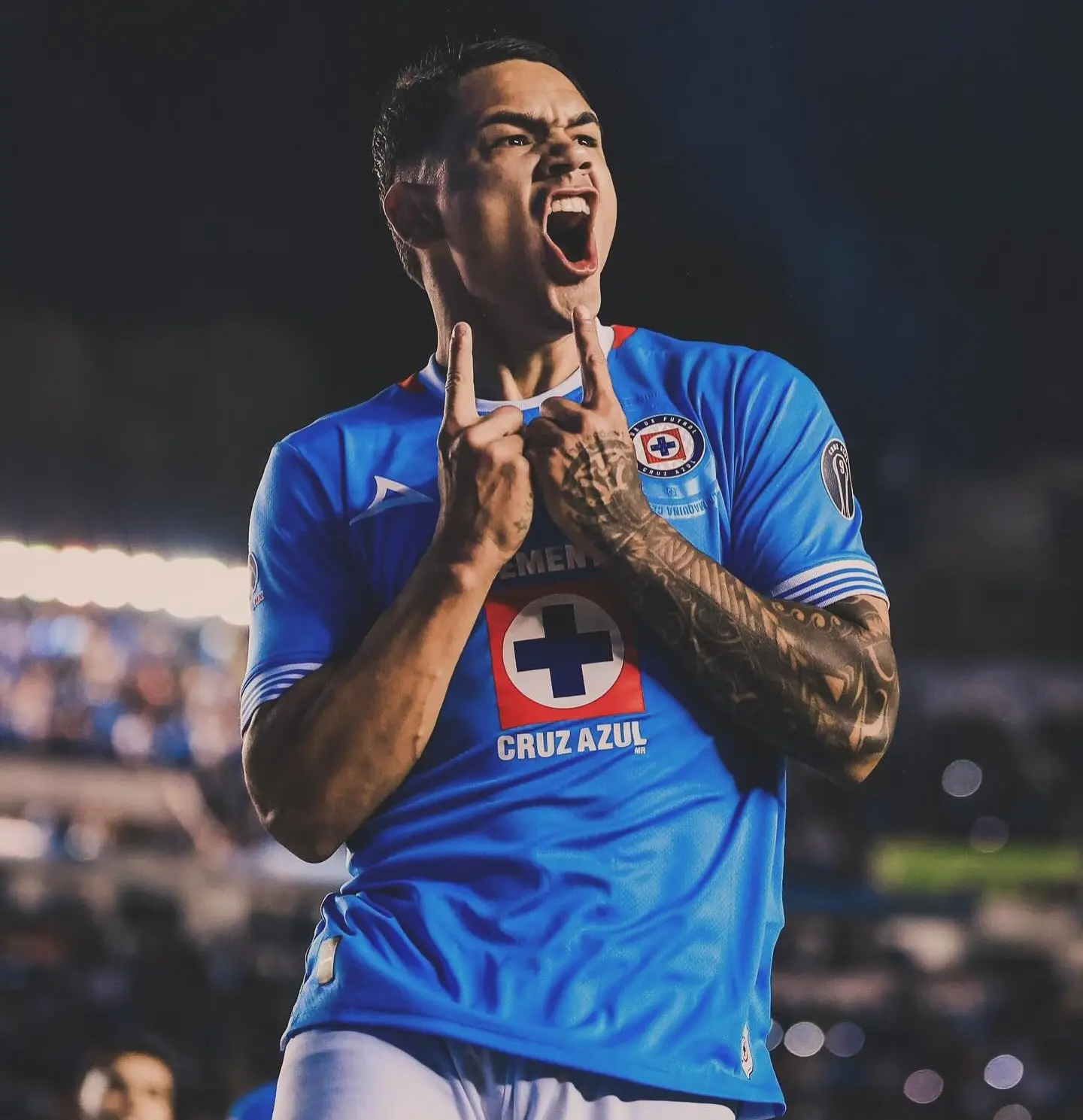 ¿Cuánto le paga Cruz Azul a Gabriel “Toro" Fernández? Su mejor ...