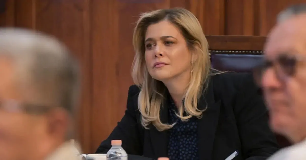 ¿Qué estudió Maru Campos, primera gobernadora de Chihuahua?